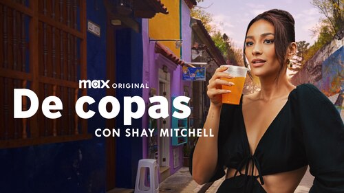 Disfruta Bebiendo con Shay Mitchell | Max