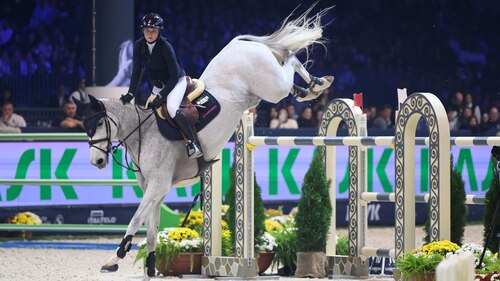 Watch Jumping | Stuttgart | HBO Max