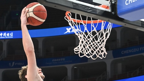 Jetzt ansehen Rhine-Ruhr 2025 | USA - Lettland | Sport auf HBO Max