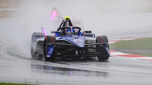 Watch Shanghai | Race