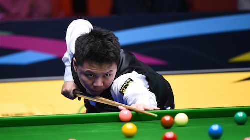 Watch Zhou Yuelong - Marco Fu