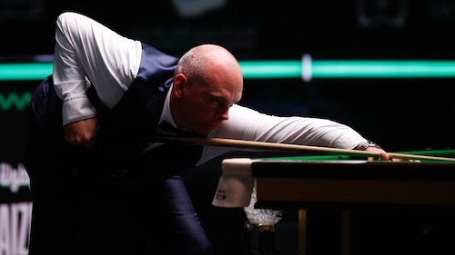 Watch Stuart Bingham - Dylan Emery