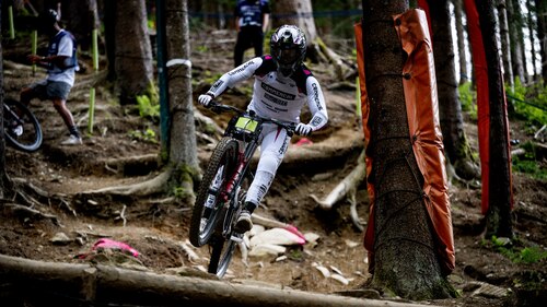 Watch UCI Downhill World Cup | Men Elite | Leogang